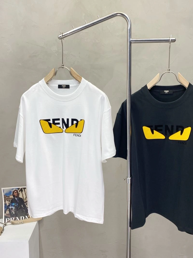 Accurate model Fendi T-Shirts
