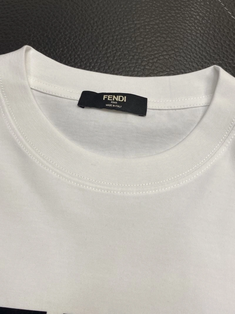 Accurate model Fendi T-Shirts