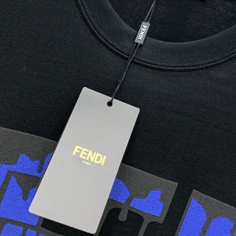 Top mirror Fendi T-Shirts