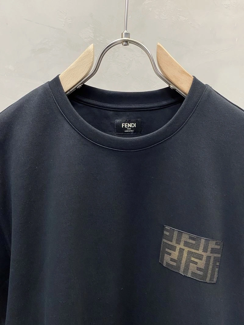 Accurate model Fendi T-Shirts