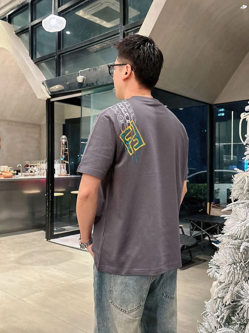 Bargain Fendi T-Shirts