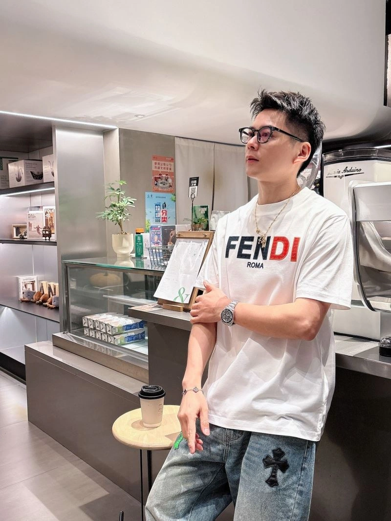 Legit Fendi T-Shirts