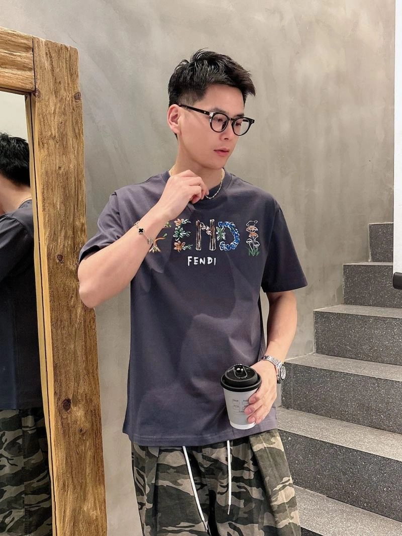 Inexpensive Fendi T-Shirts