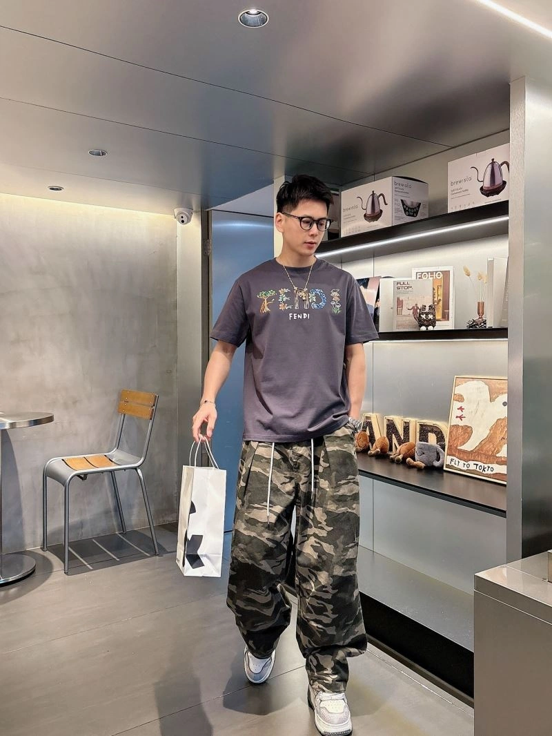 Inexpensive Fendi T-Shirts