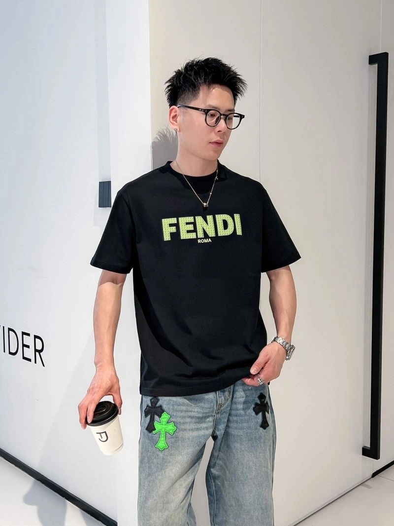 Top mirror Fendi T-Shirts