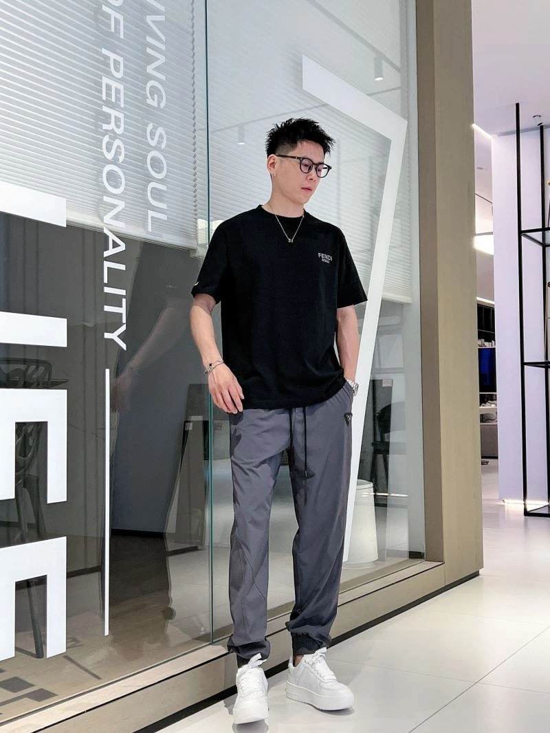 Inexpensive Fendi T-Shirts