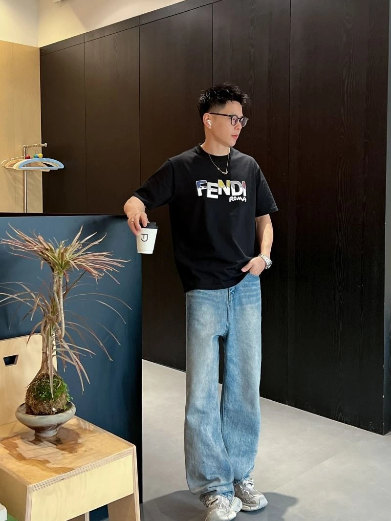 Reasonably priced Fendi T-Shirts