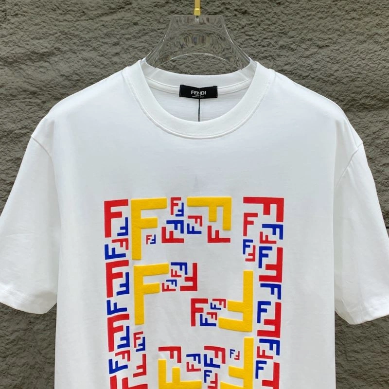 Low-cost Fendi T-Shirts
