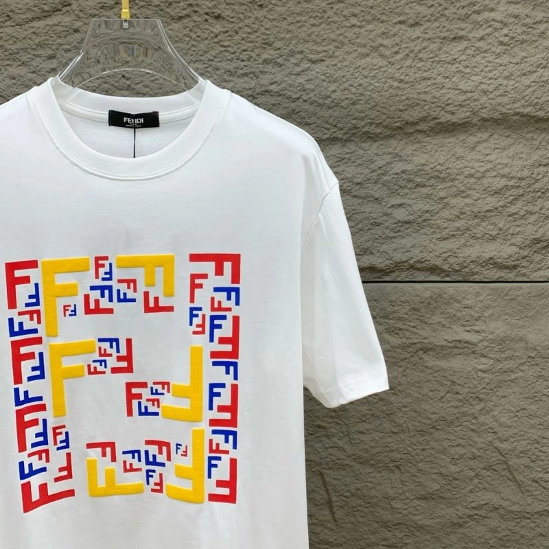 Low-cost Fendi T-Shirts