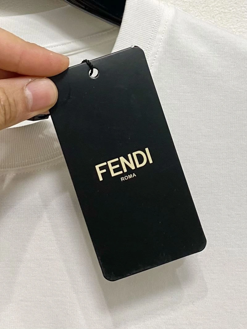 Top match Fendi T-Shirts