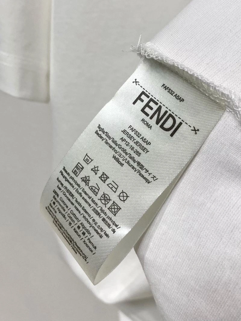 Top match Fendi T-Shirts