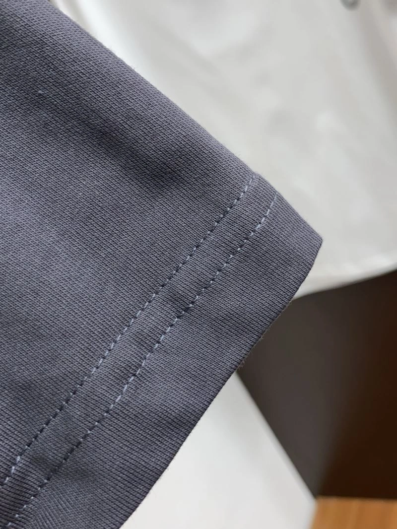 Factory-made Fendi T-Shirts