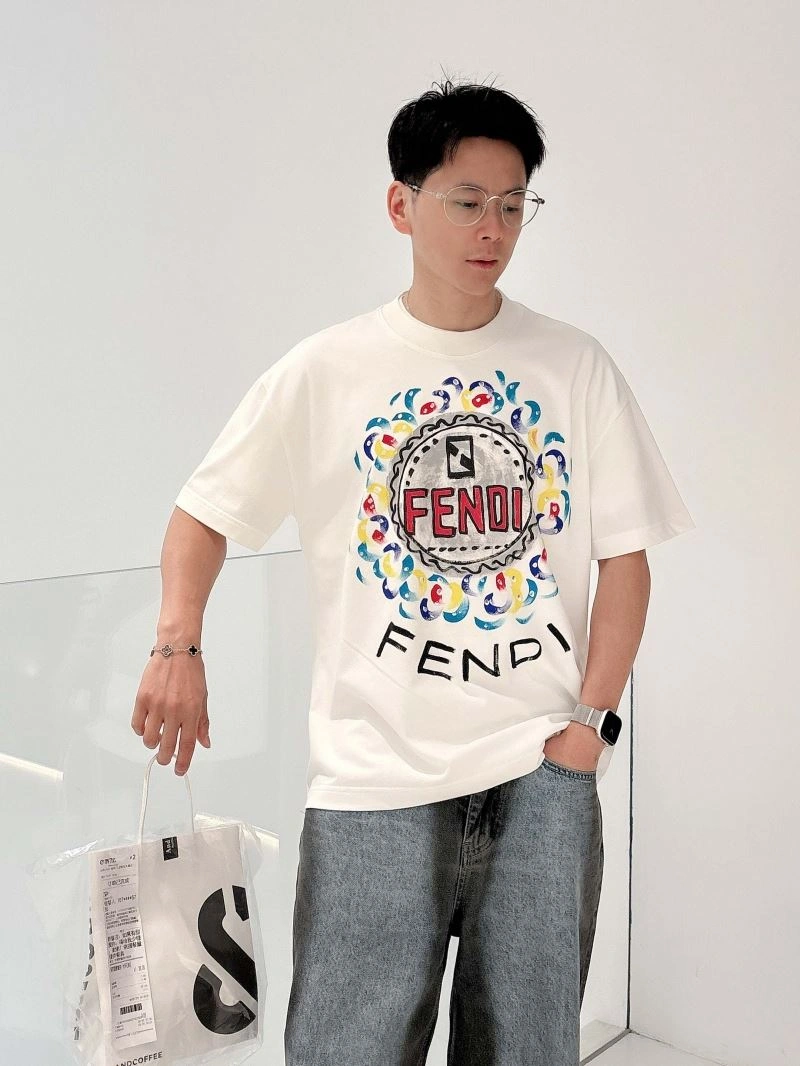Bargain Fendi T-Shirts