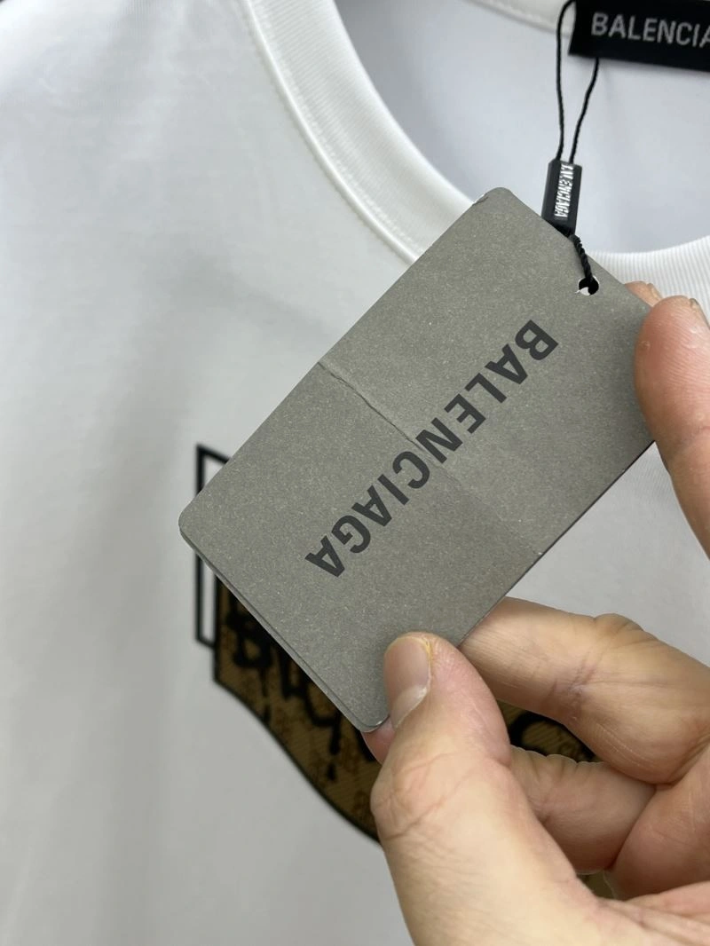 Discounted Fendi T-Shirts