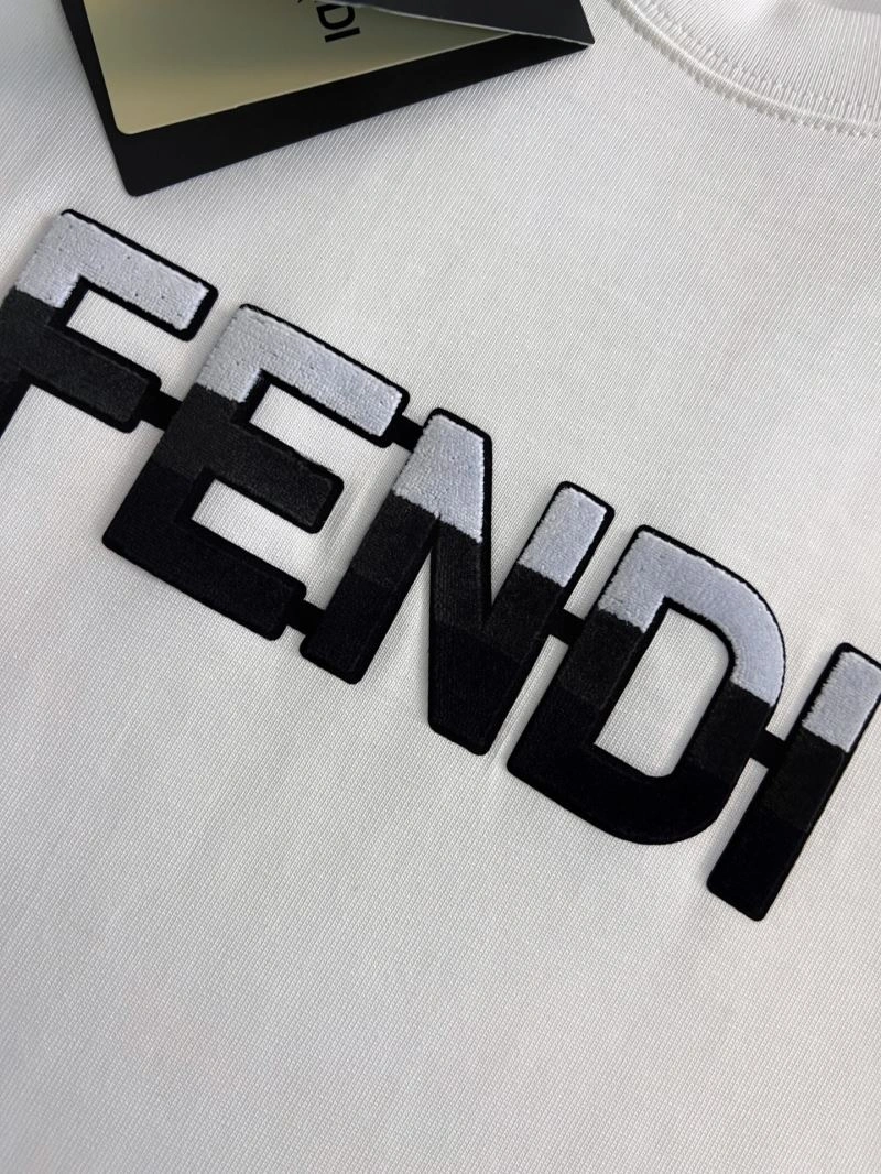 Top mirror Fendi T-Shirts