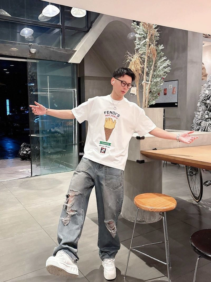 Cut-rate Fendi T-Shirts
