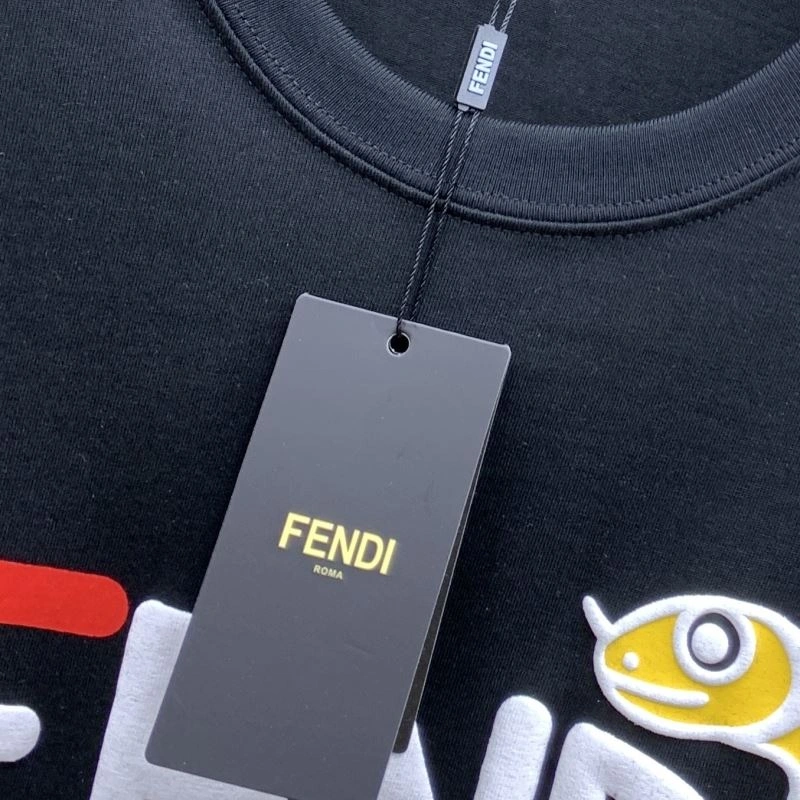Bargain Fendi T-Shirts