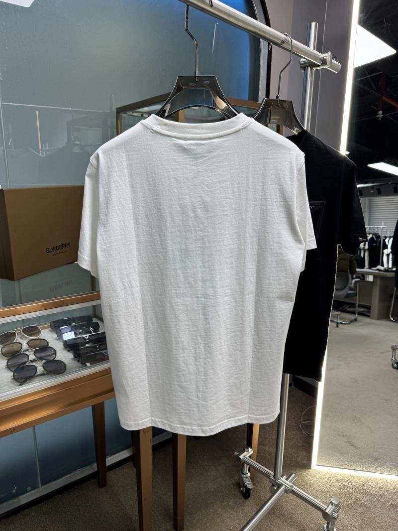 Discounted Fendi T-Shirts