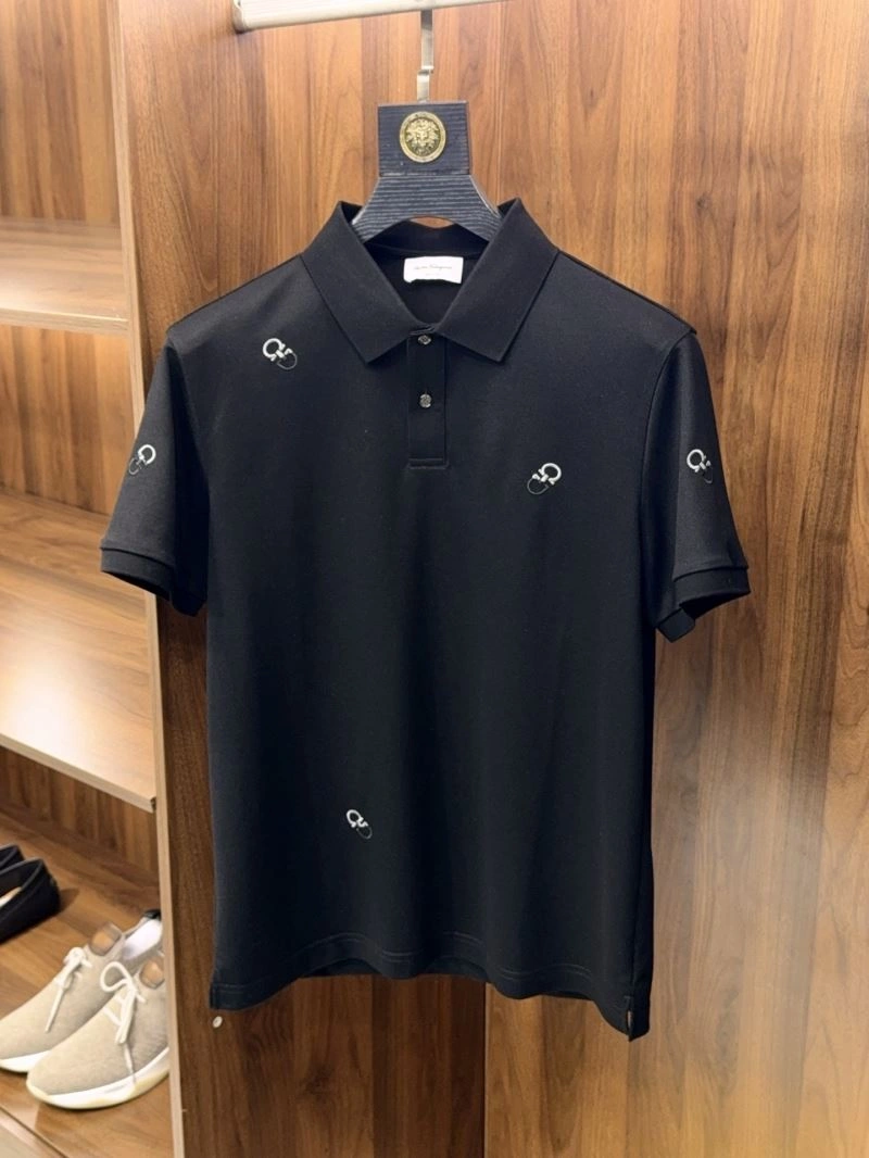 Top match Fendi T-Shirts