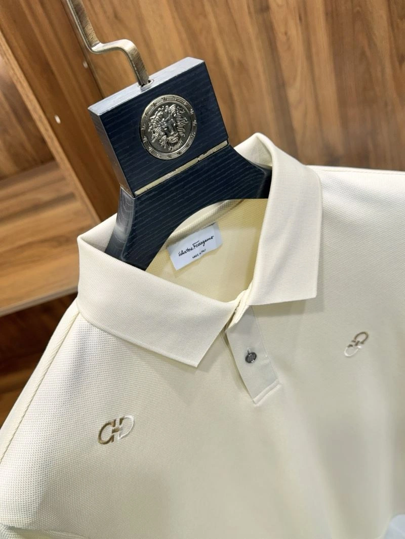 Top match Fendi T-Shirts