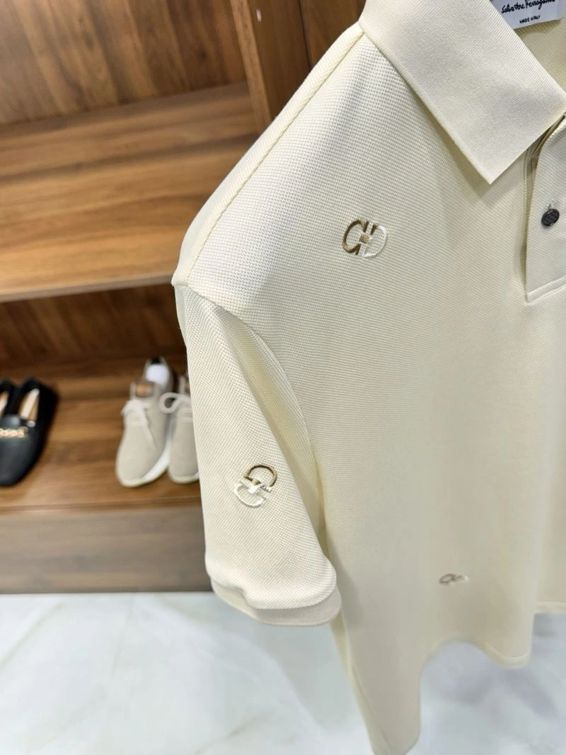 Top match Fendi T-Shirts