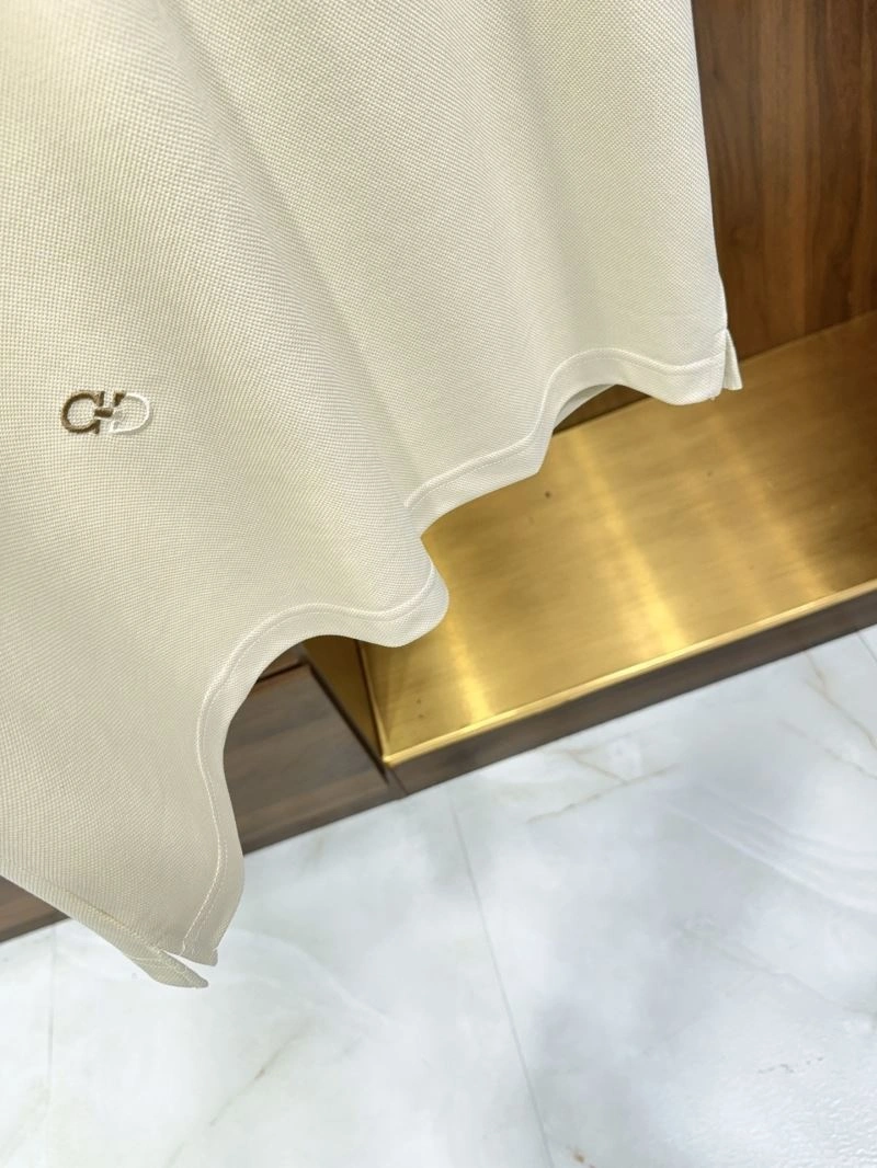 Top match Fendi T-Shirts