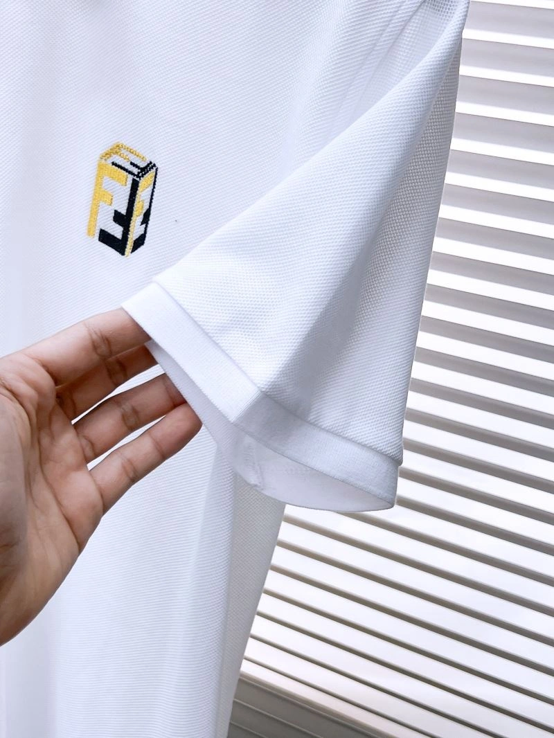 Top mirror Fendi T-Shirts