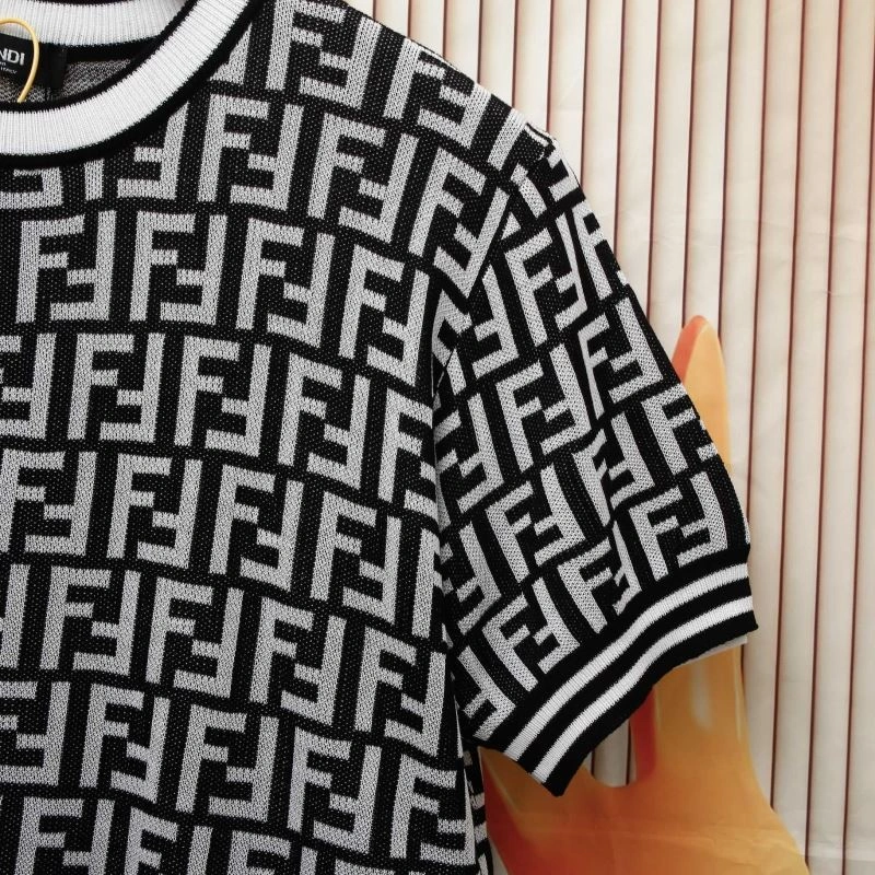 Discounted Fendi T-Shirts