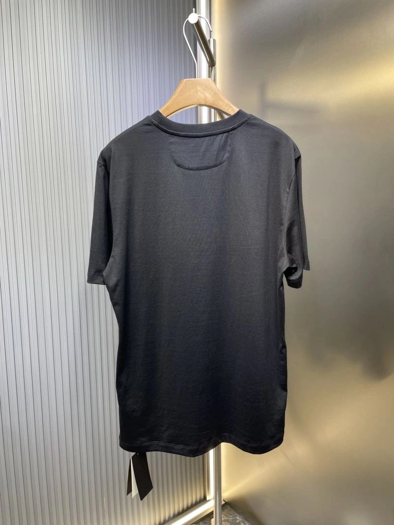 Top match Fendi T-Shirts
