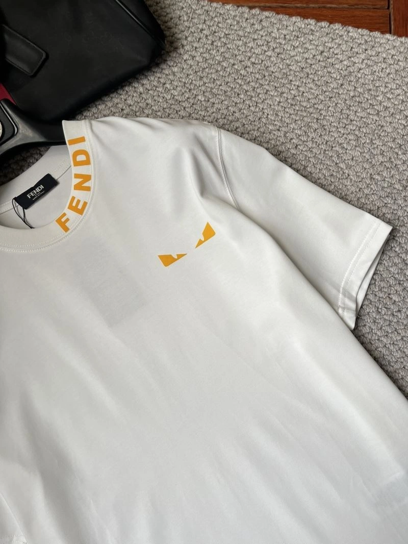 Top match Fendi T-Shirts