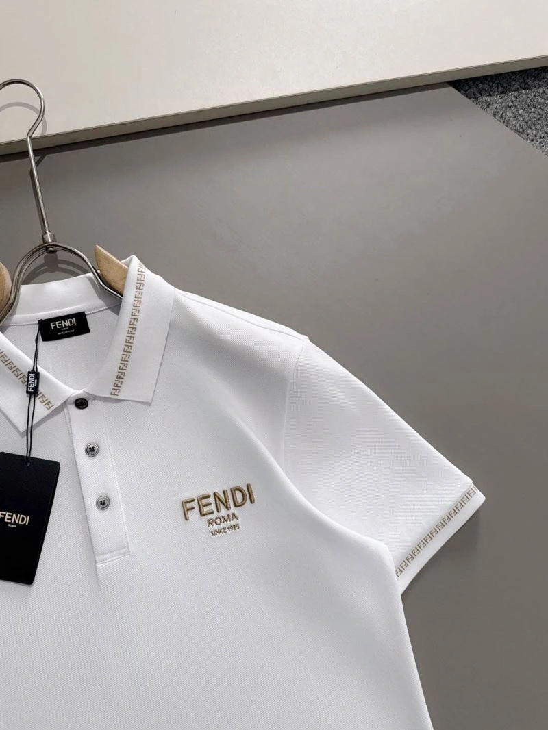 Bargain Fendi T-Shirts