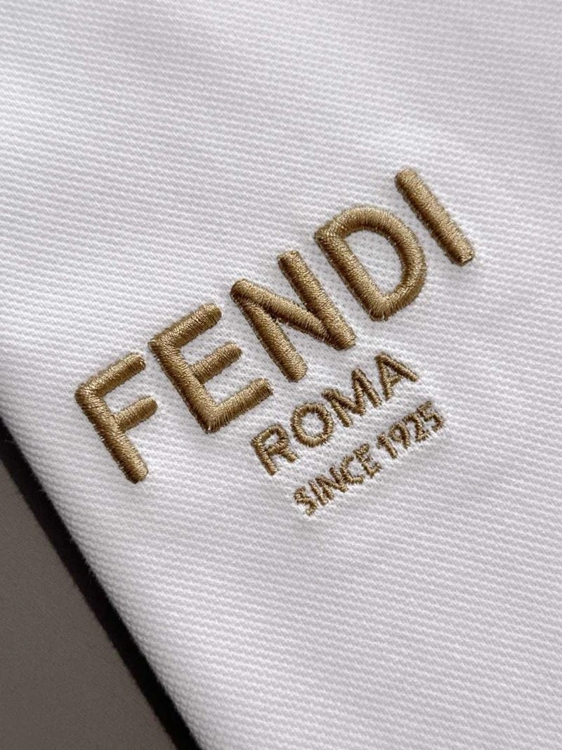 Bargain Fendi T-Shirts