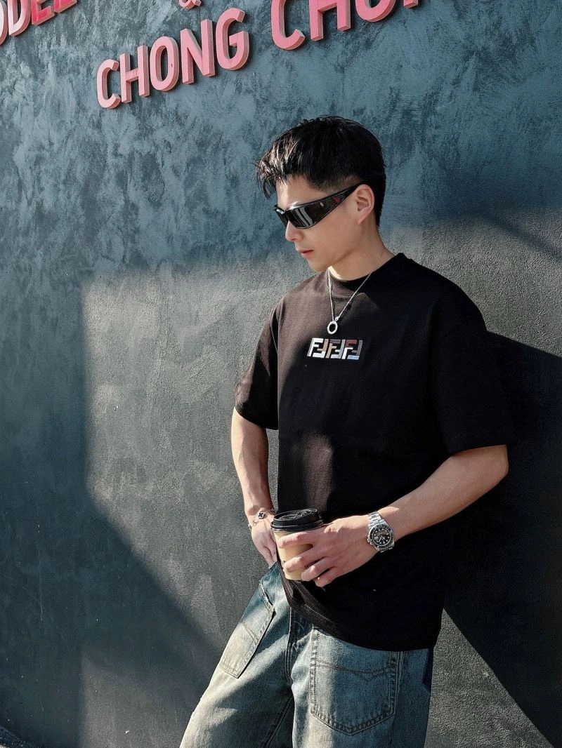Cut-rate Fendi T-Shirts