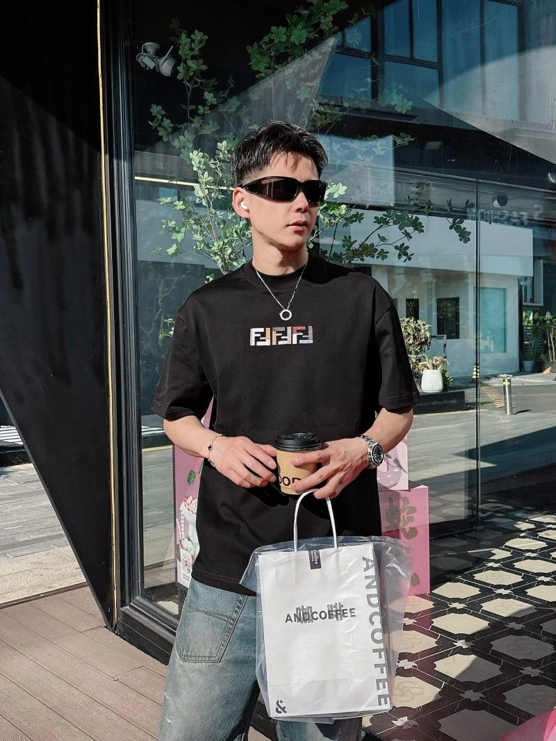Cut-rate Fendi T-Shirts
