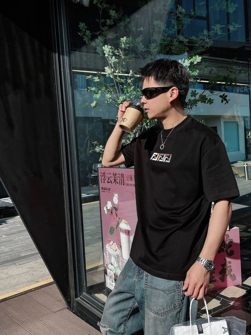 Cut-rate Fendi T-Shirts