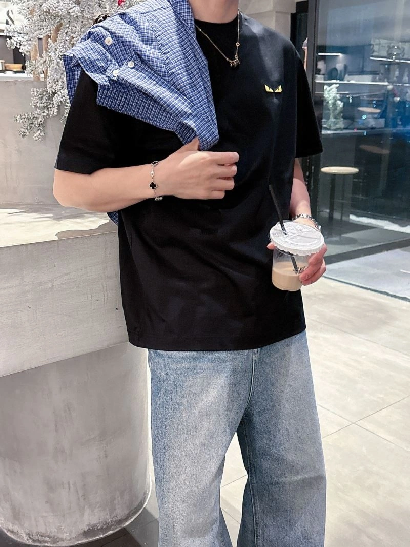 Low-cost Fendi T-Shirts