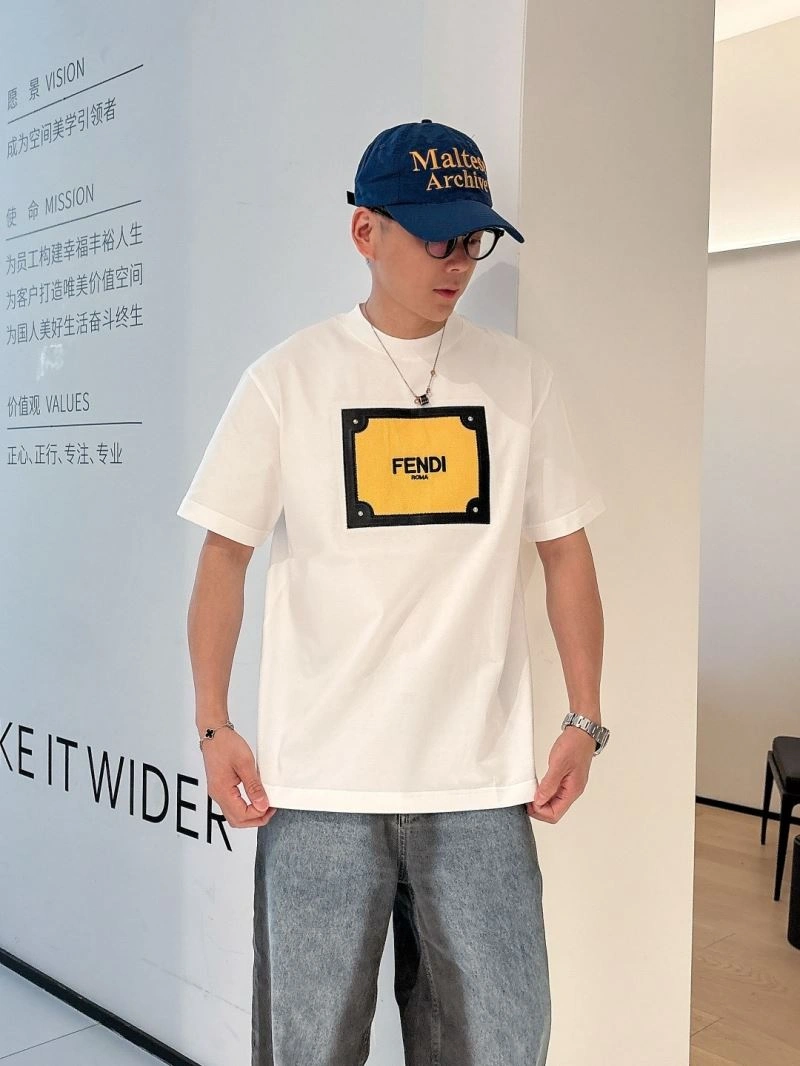 Inexpensive Fendi T-Shirts