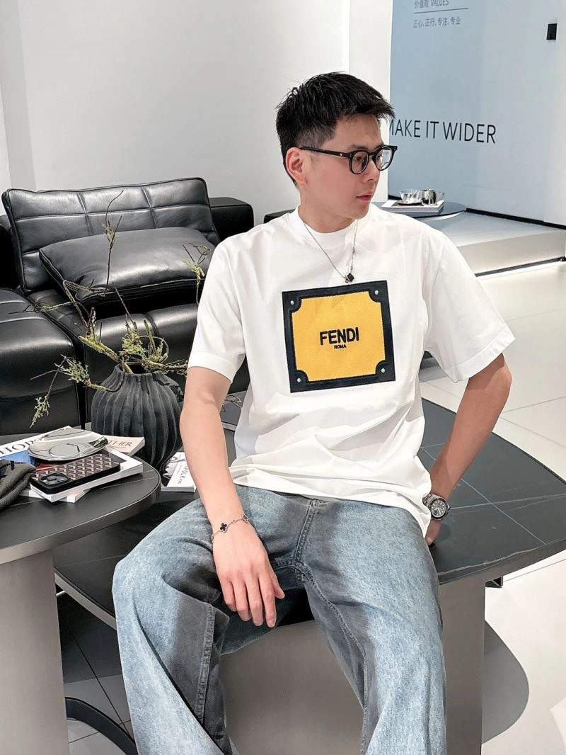 Inexpensive Fendi T-Shirts