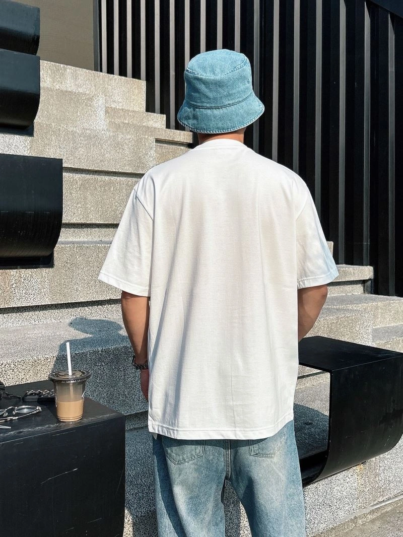 Factory-made Fendi T-Shirts
