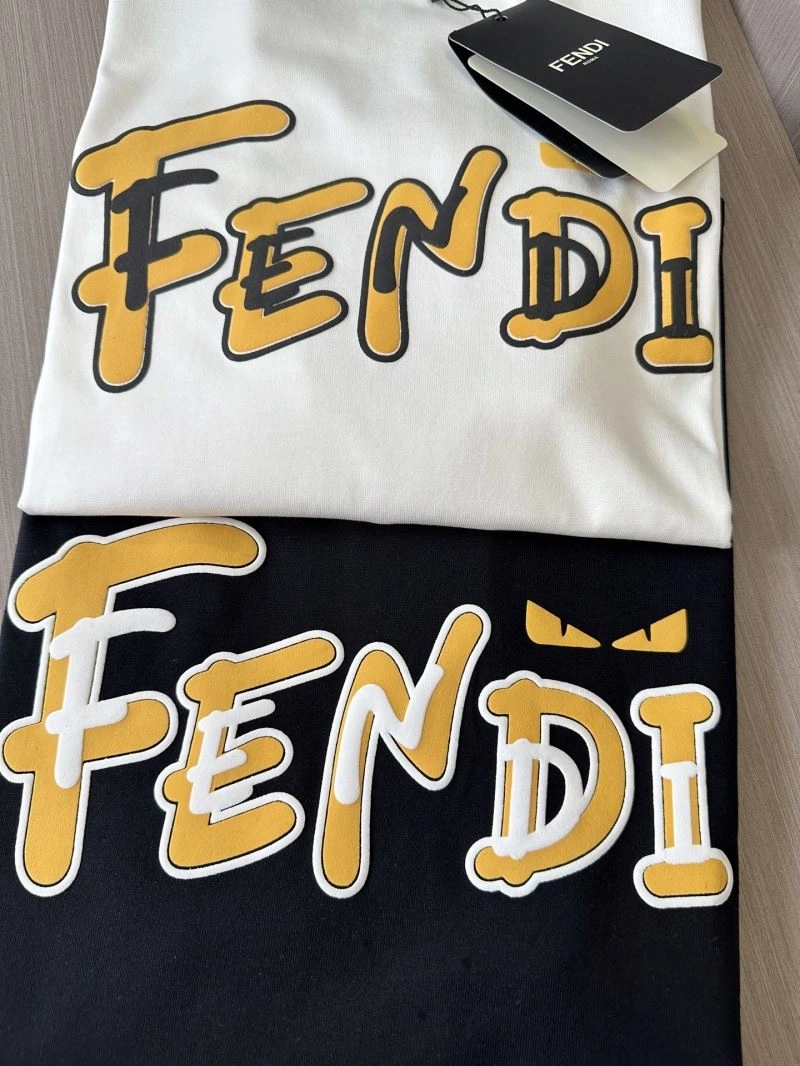 Top match Fendi T-Shirts