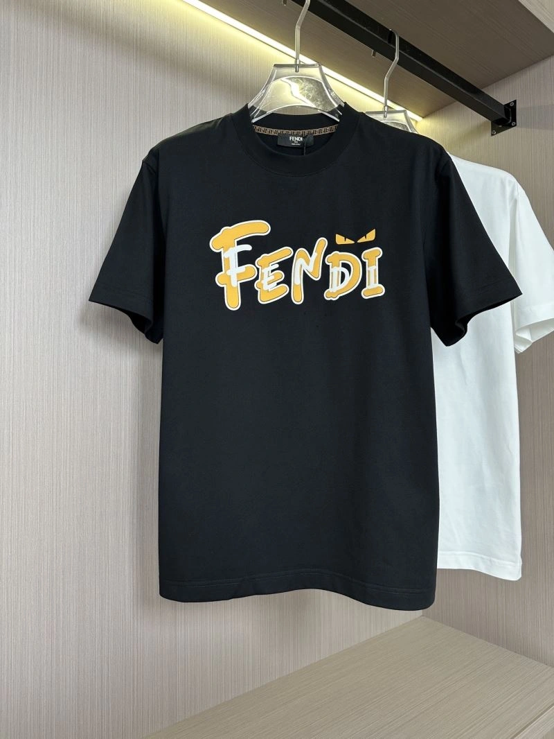 Top match Fendi T-Shirts