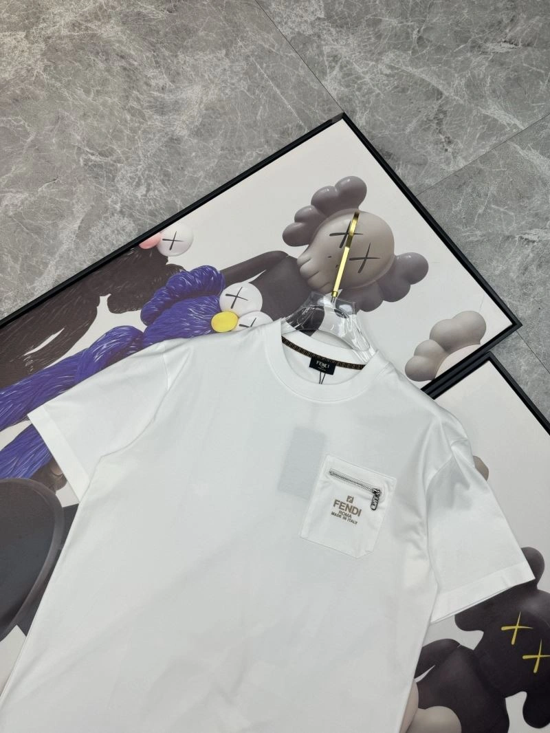 Bargain Fendi T-Shirts
