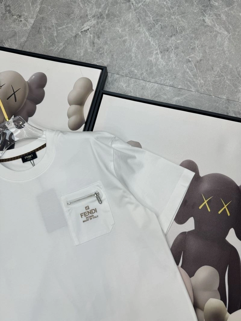 Bargain Fendi T-Shirts