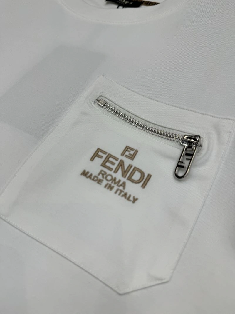 Bargain Fendi T-Shirts