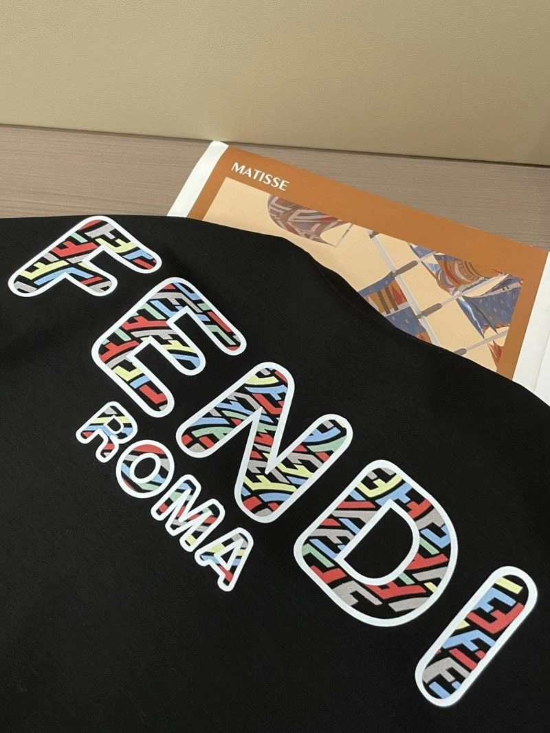 Low-cost Fendi T-Shirts