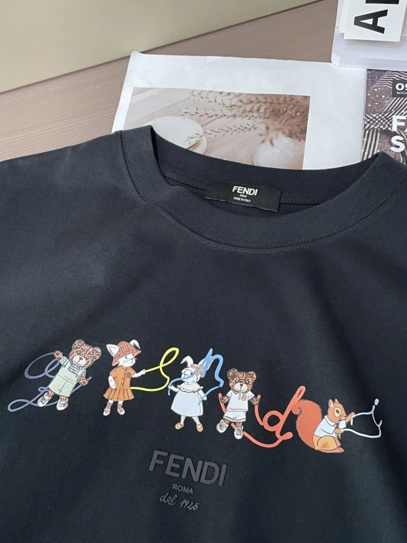 Bargain Fendi T-Shirts