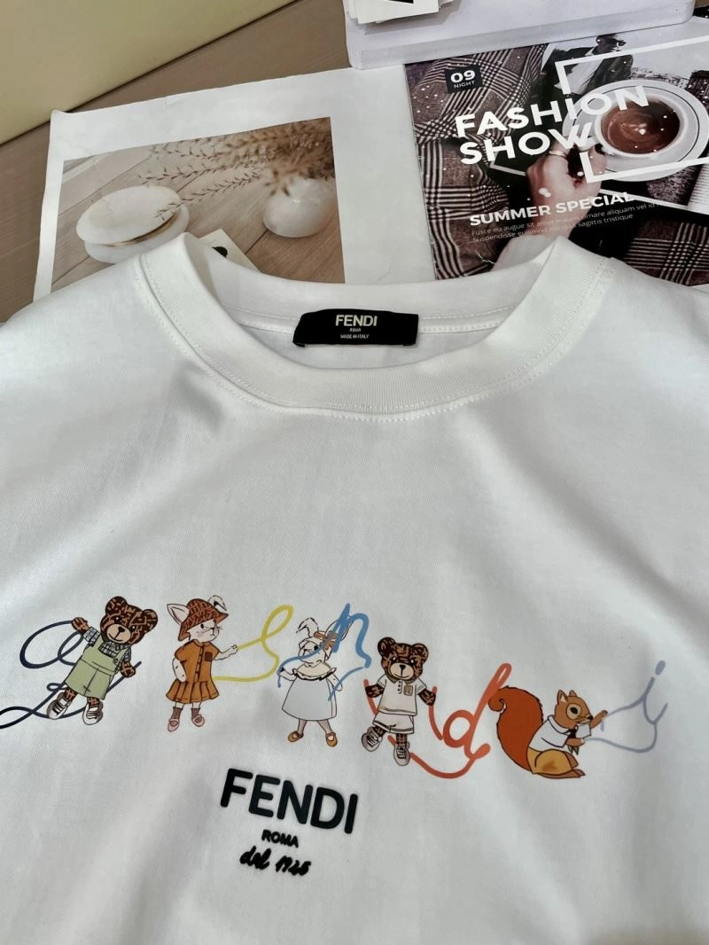 Bargain Fendi T-Shirts