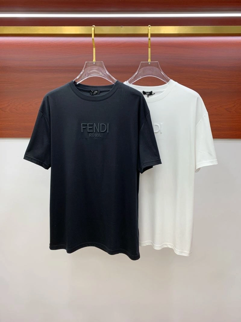 Top match Fendi T-Shirts