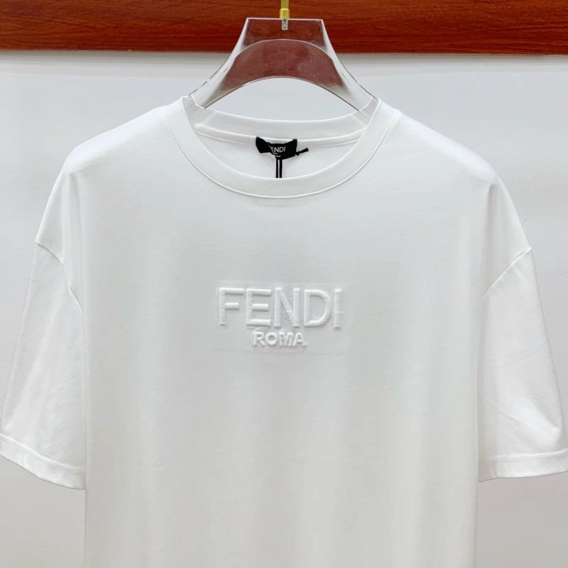 Top match Fendi T-Shirts
