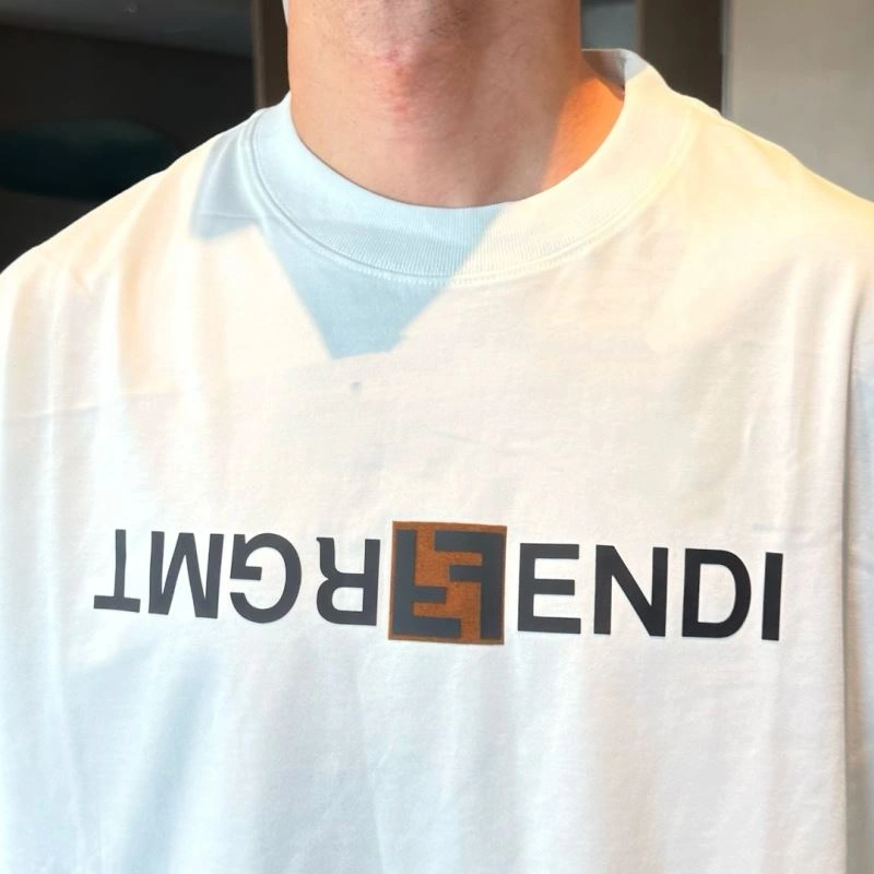 High fidelity Fendi T-Shirts